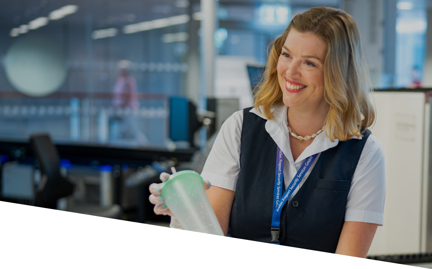 Luftsicherheitskontrollperson nach § 5 LuftSiG werden? Safe mit uns ...