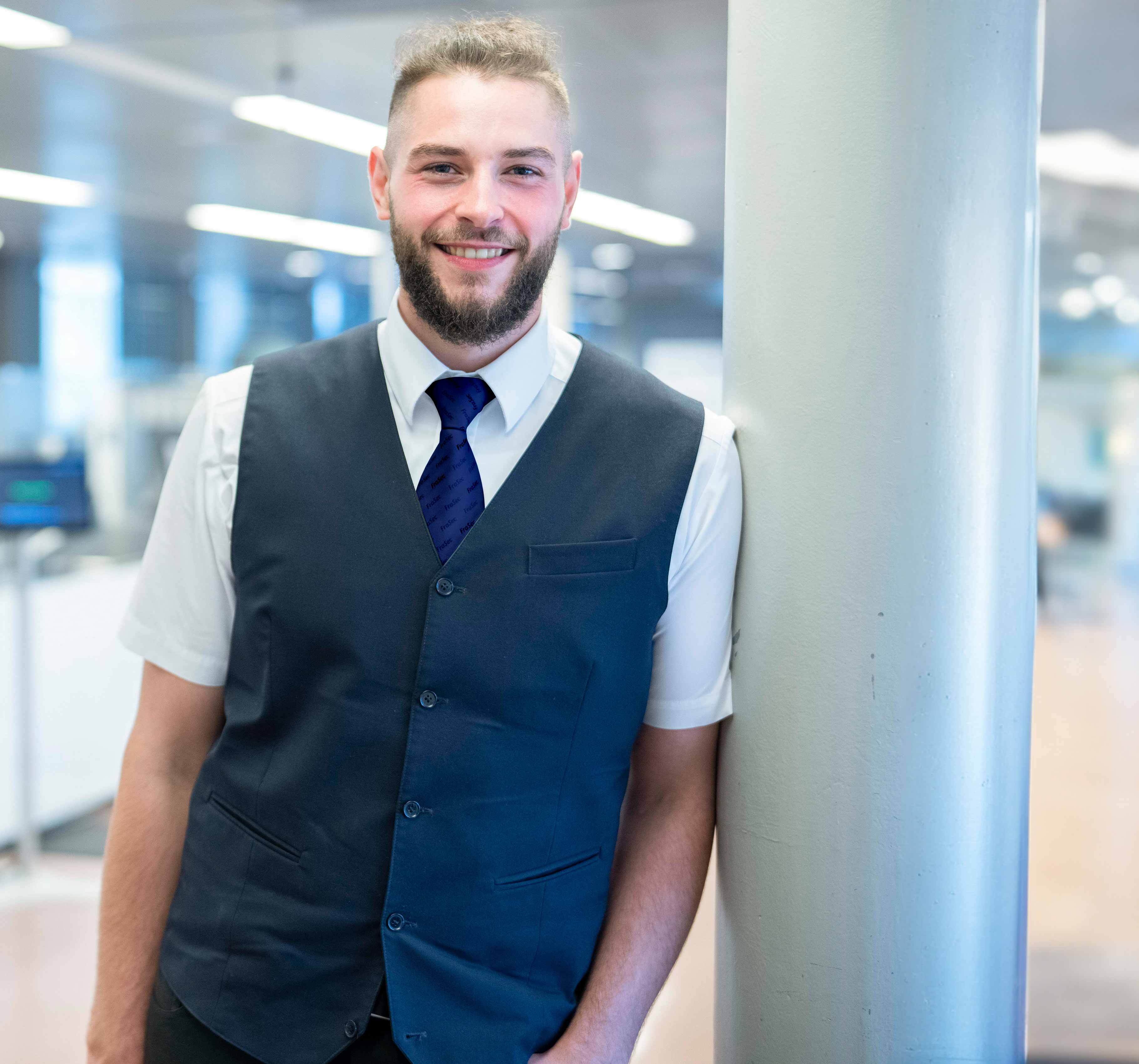 Karriere am Flughafen? Safe mit uns! - FraSec Aviation Security